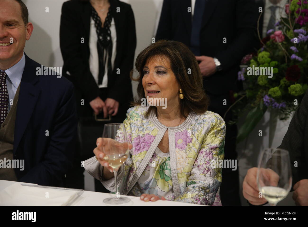 Italian politicians at Vinitaly Expo Stock Photo - Alamy