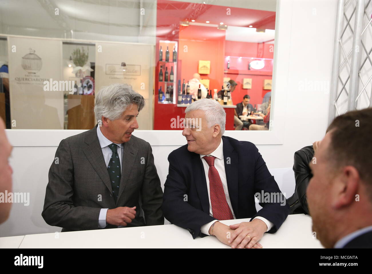 Italian politicians at Vinitaly Expo Stock Photo - Alamy