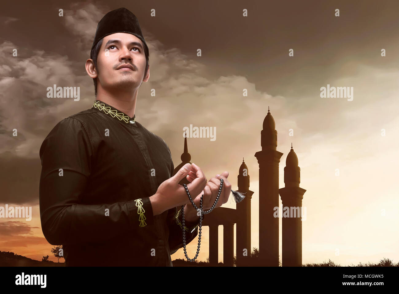 Muslim Man Wallpaper