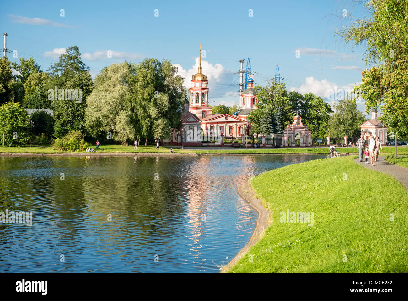 MOSCOW, RUSSIA - 23 JULY, 2017: Altufyevo Manor and Church of the ...