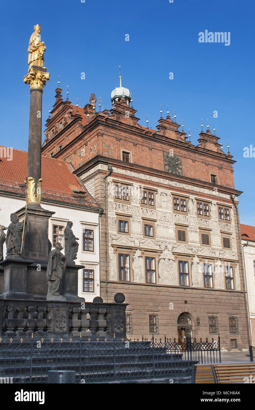 Marian Column and Town Hall of Plzen, Czech Republic Stock Photo - Alamy