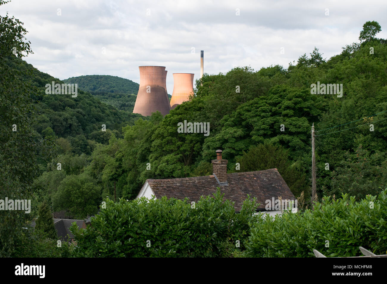 Man made towers hi-res stock photography and images - Alamy