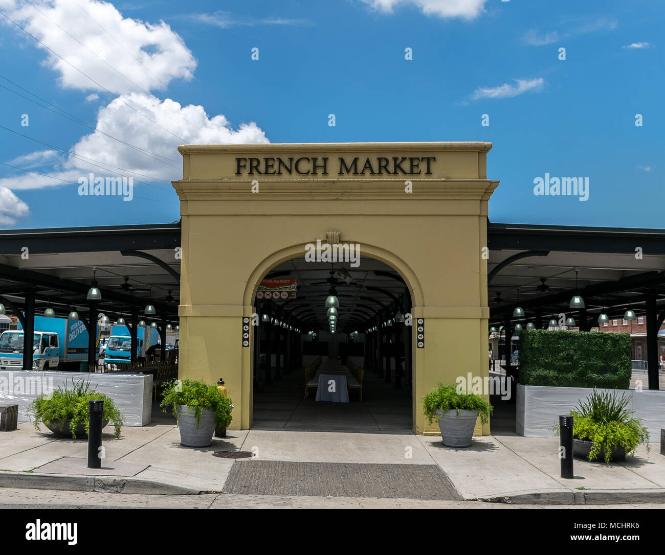 New orleans food market hi-res stock photography and images - Alamy