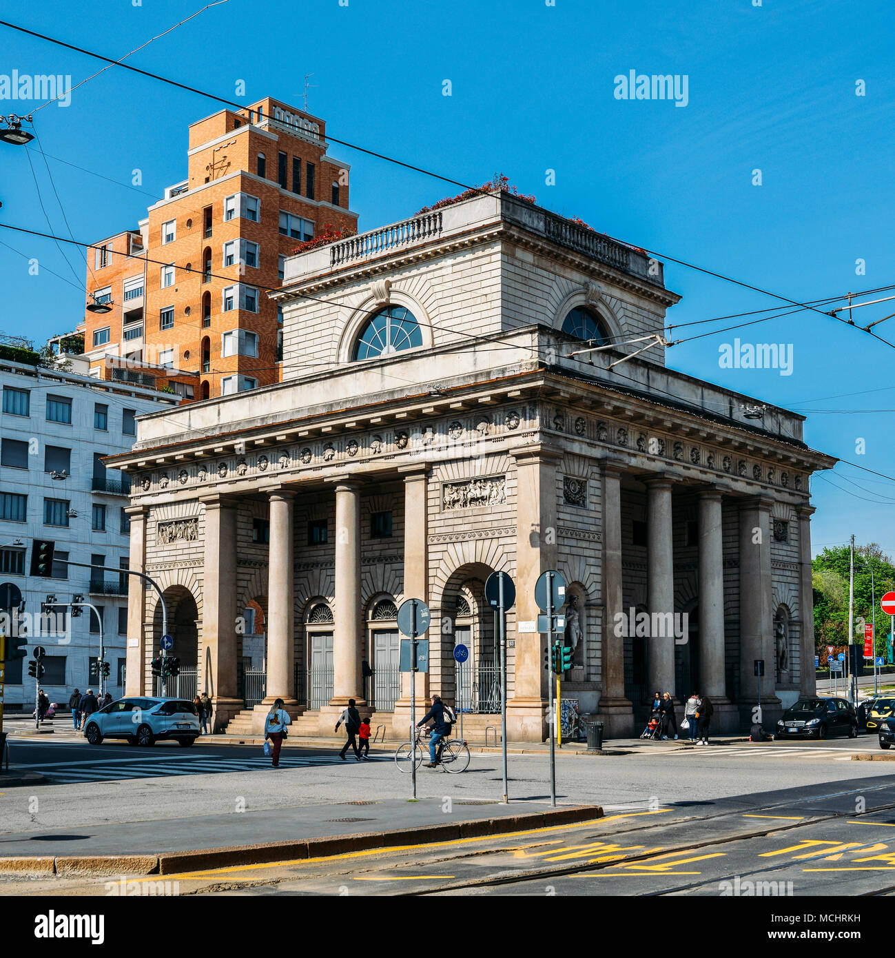 Milan neoclassical gate hi-res stock photography and images - Alamy