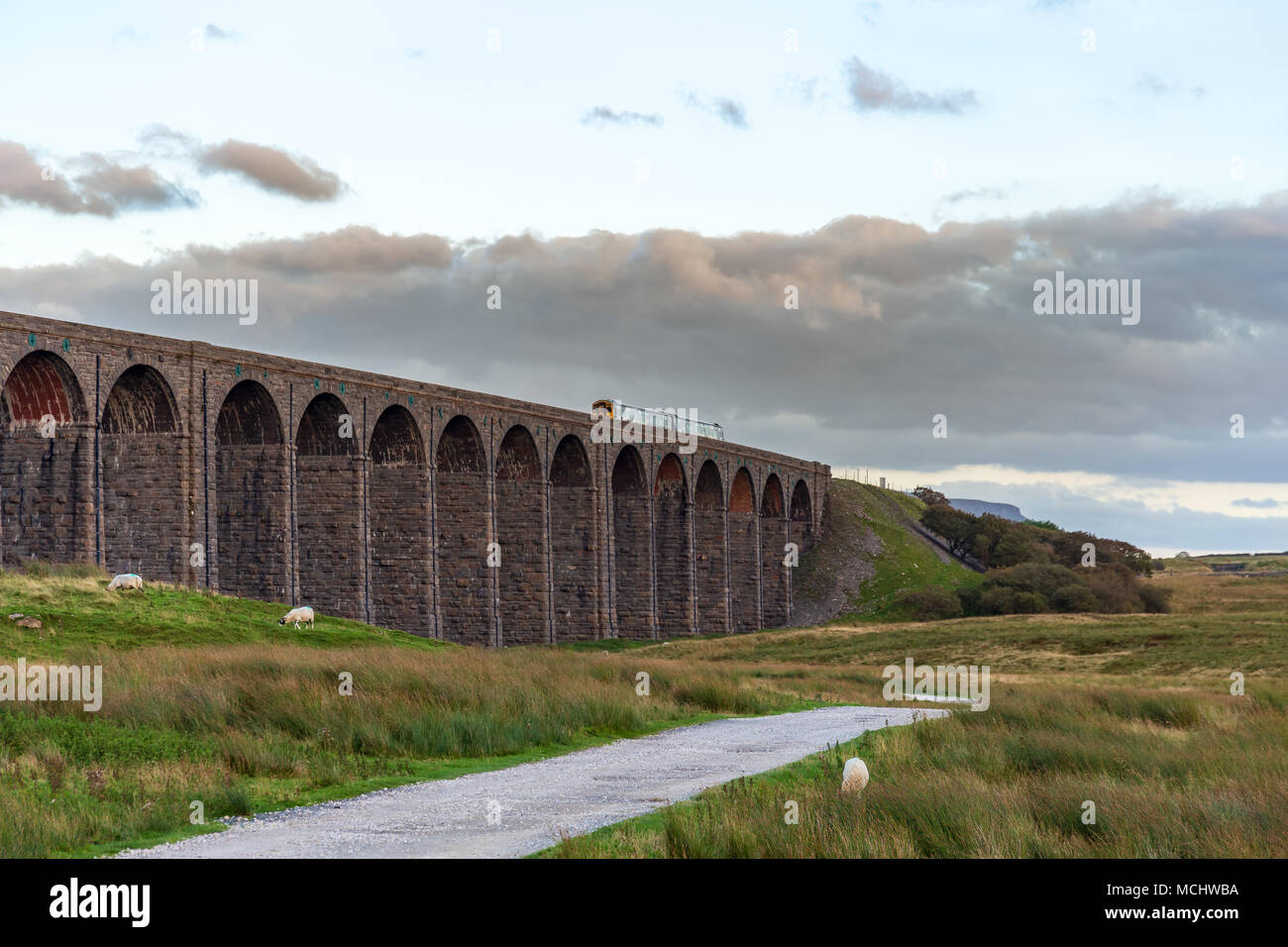 Ingleton viaduct hi-res stock photography and images - Alamy