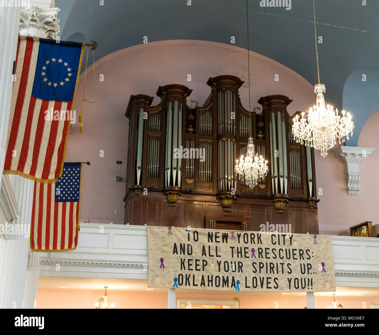 Saint of 9 11 hi-res stock photography and images - Alamy