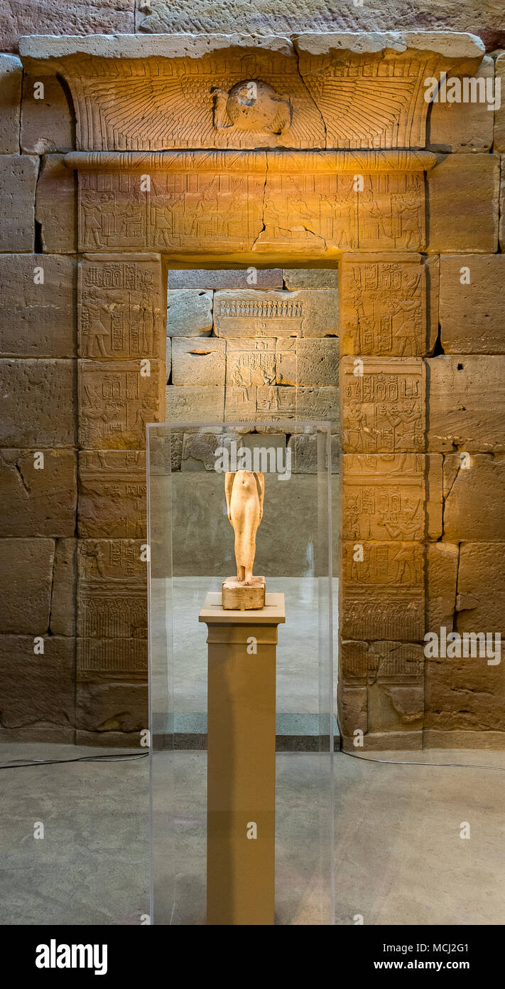 New York City The Met - Egyptian Artifacts Stock Photo - Alamy