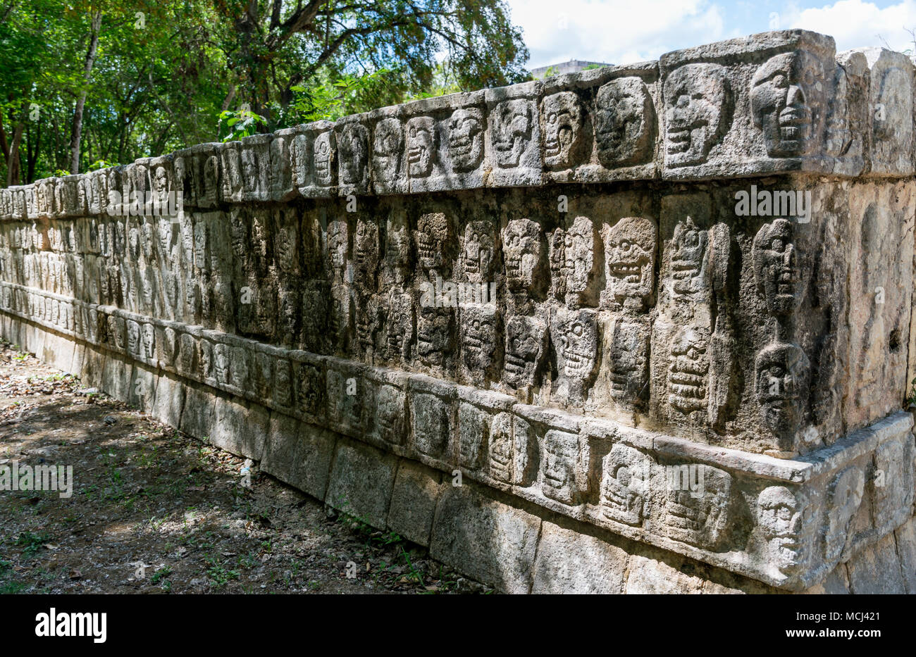 Skull Platform in Chichen Itza, Mexico Stock Photo - Alamy