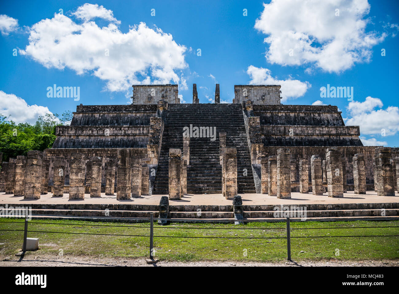 Temple of the Warriors and Thousand Columns at Chichen Itza, Mexico ...
