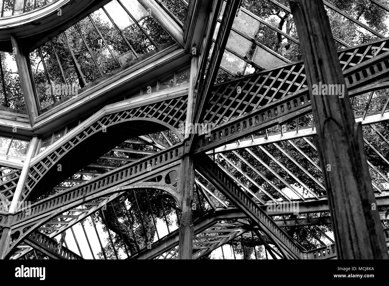 Victorian conservatory glass hi-res stock photography and images - Alamy