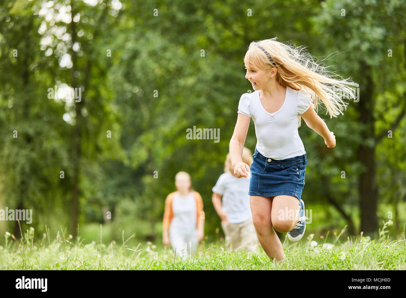 Boy run running garden child hi-res stock photography and images - Alamy