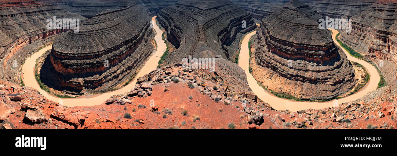 Panorama, River loop, Goose Necks with the San Juan River, Goosenecks ...