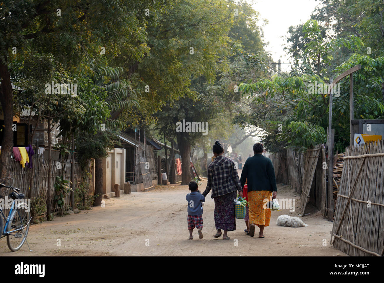 Myanmar village bagan village hi-res stock photography and images - Alamy