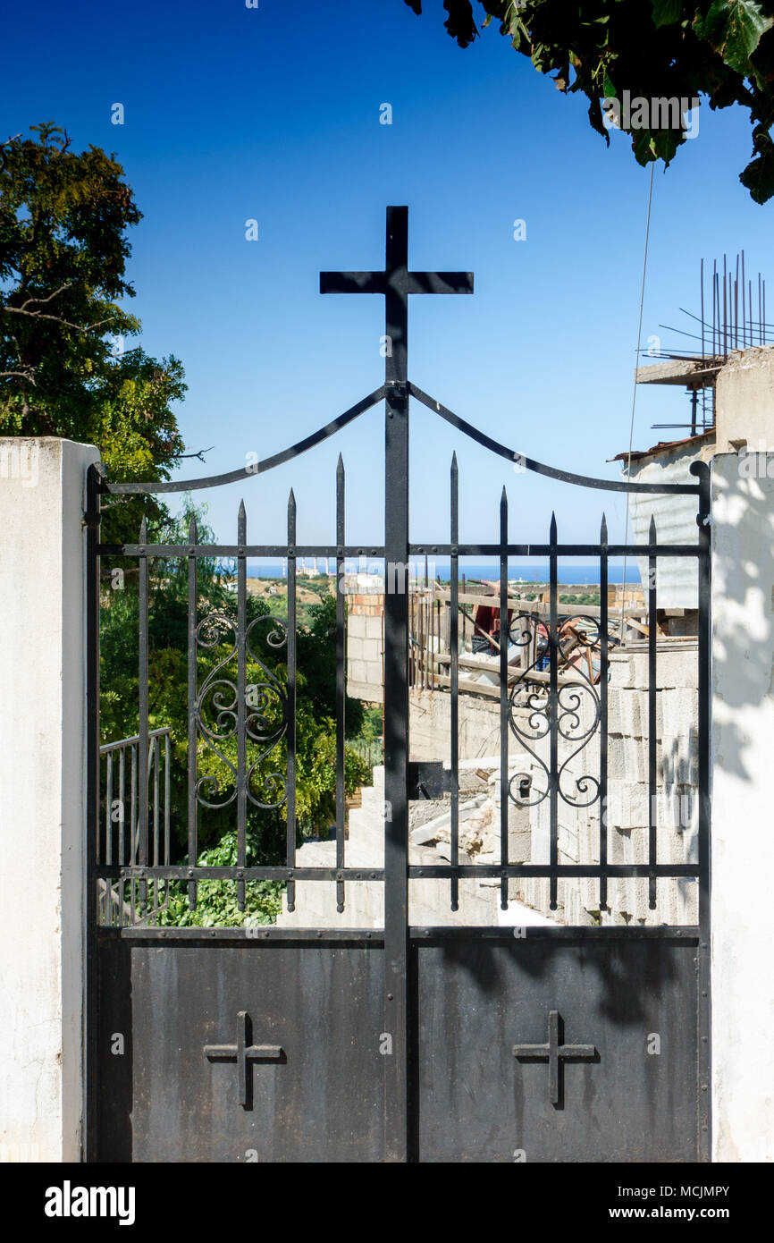 Iron cross fence hi-res stock photography and images - Alamy