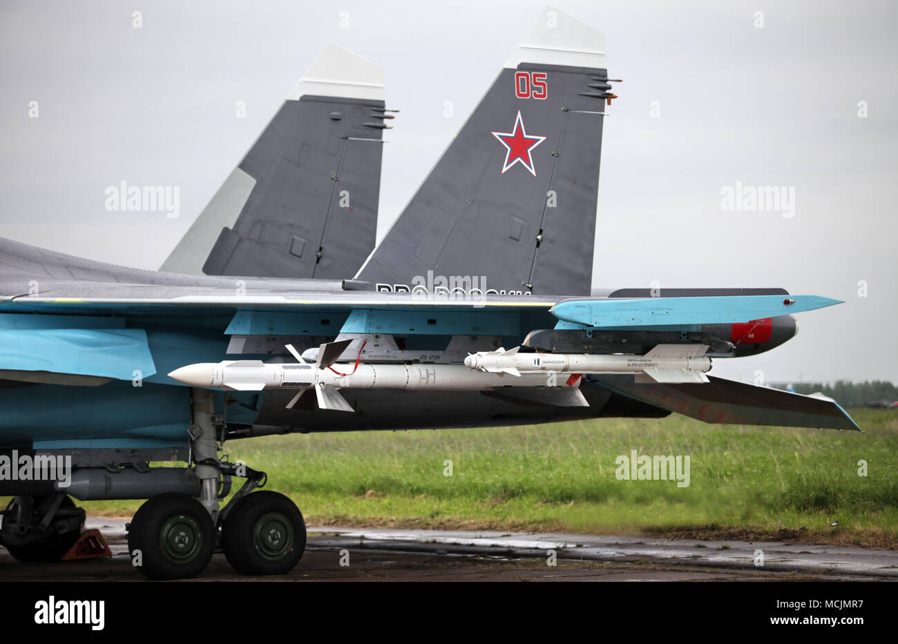 Missile loading hi-res stock photography and images - Alamy