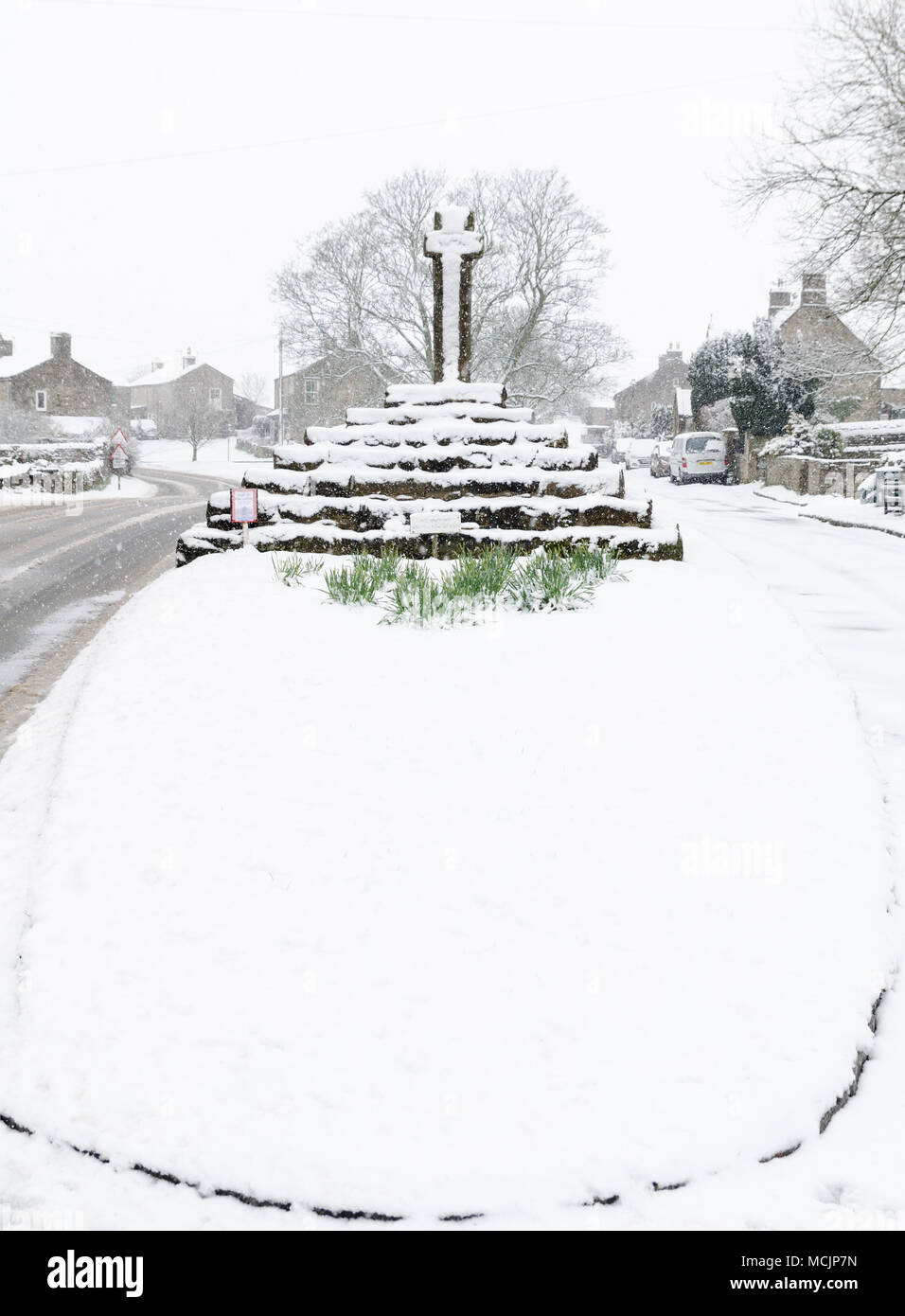 Snow in Carperby village in Wensleydale Stock Photo - Alamy