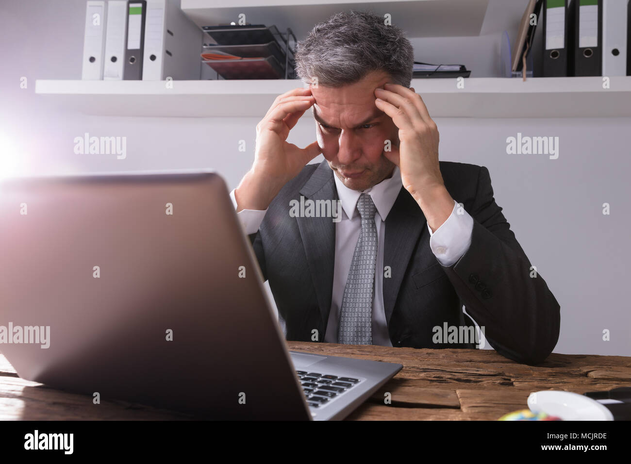 Employee stress desk hi-res stock photography and images - Alamy