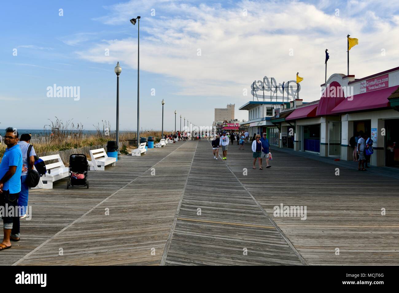 Rehoboth beach boardwalk hi-res stock photography and images - Alamy