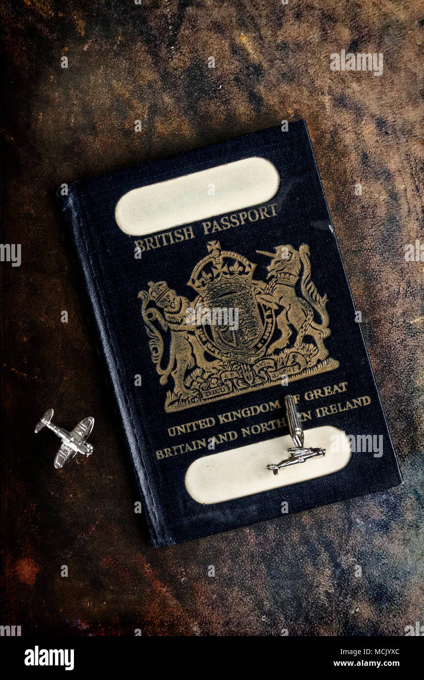 Old blue british passport hi-res stock photography and images - Alamy