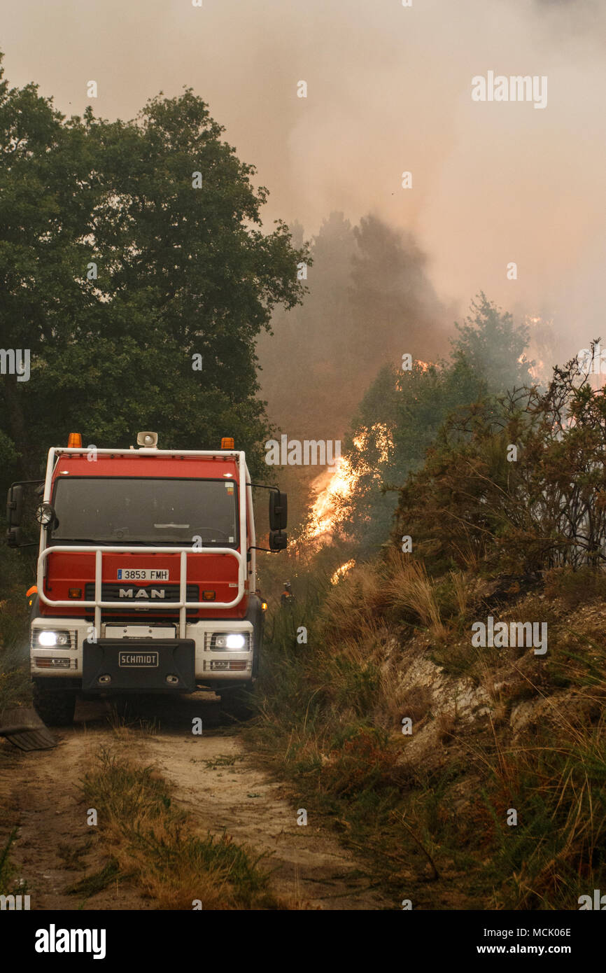Damage firefighter fire engine hi-res stock photography and images - Alamy