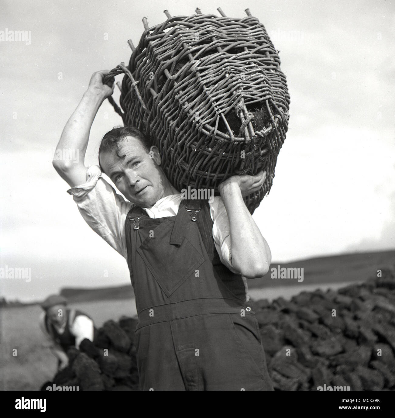Ireland rural 1950s hi-res stock photography and images - Alamy