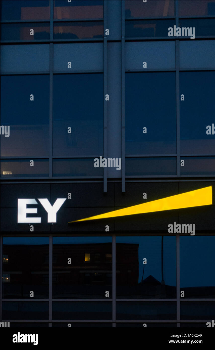 Ernst & Young Logo High Resolution Stock Photography and Images - Alamy