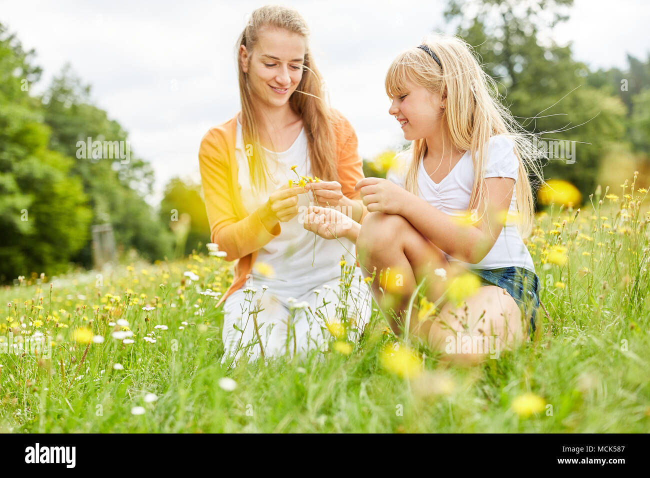 Girl mother garden hi-res stock photography and images - Alamy