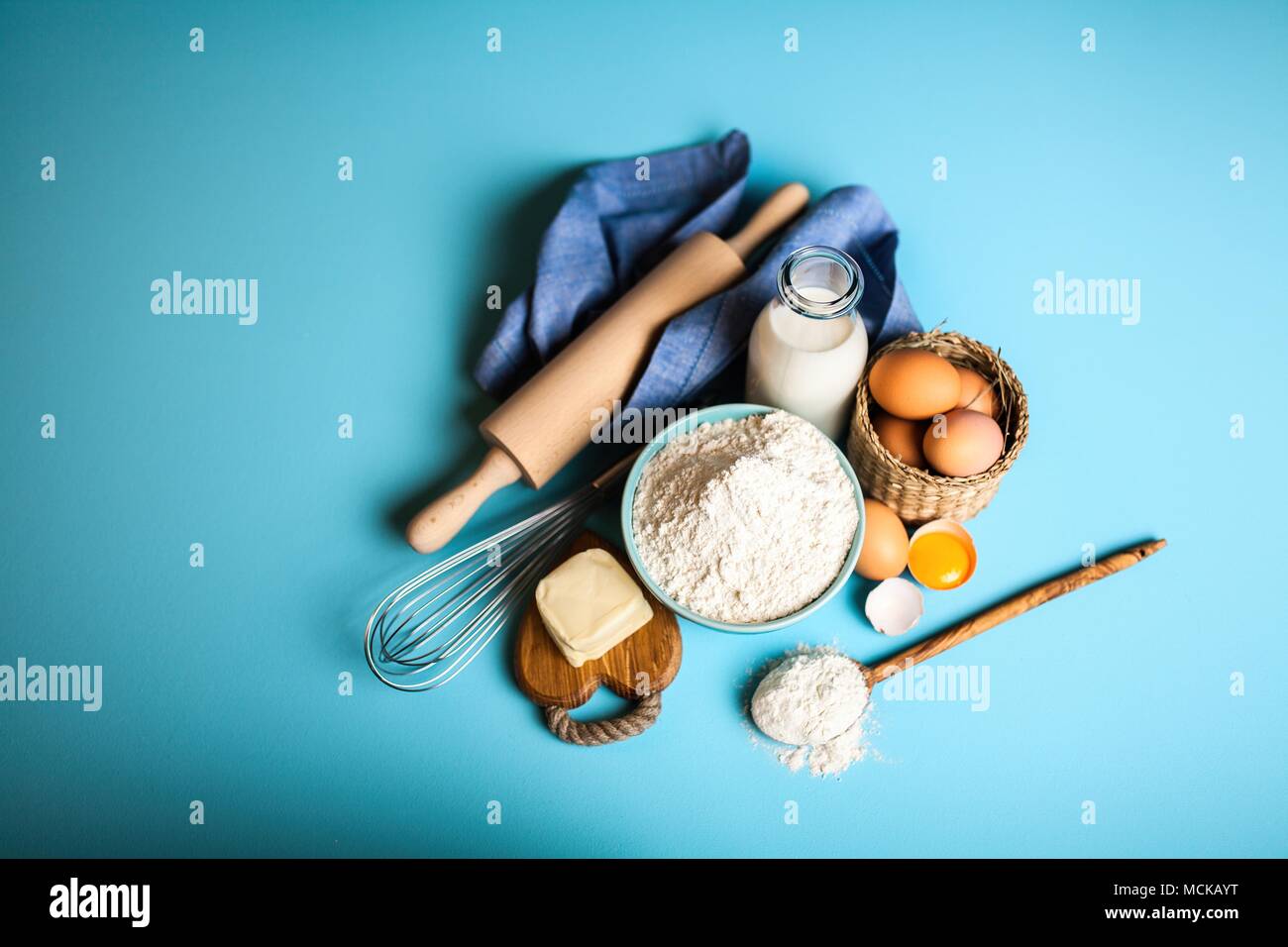 Basic baking ingredients Stock Photo - Alamy