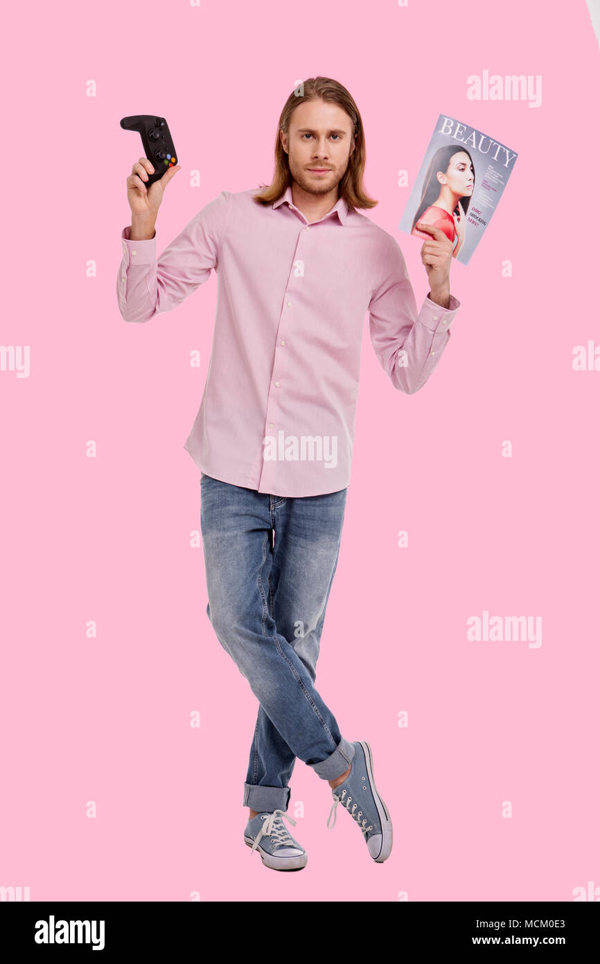 Social controller hi-res stock photography and images - Alamy