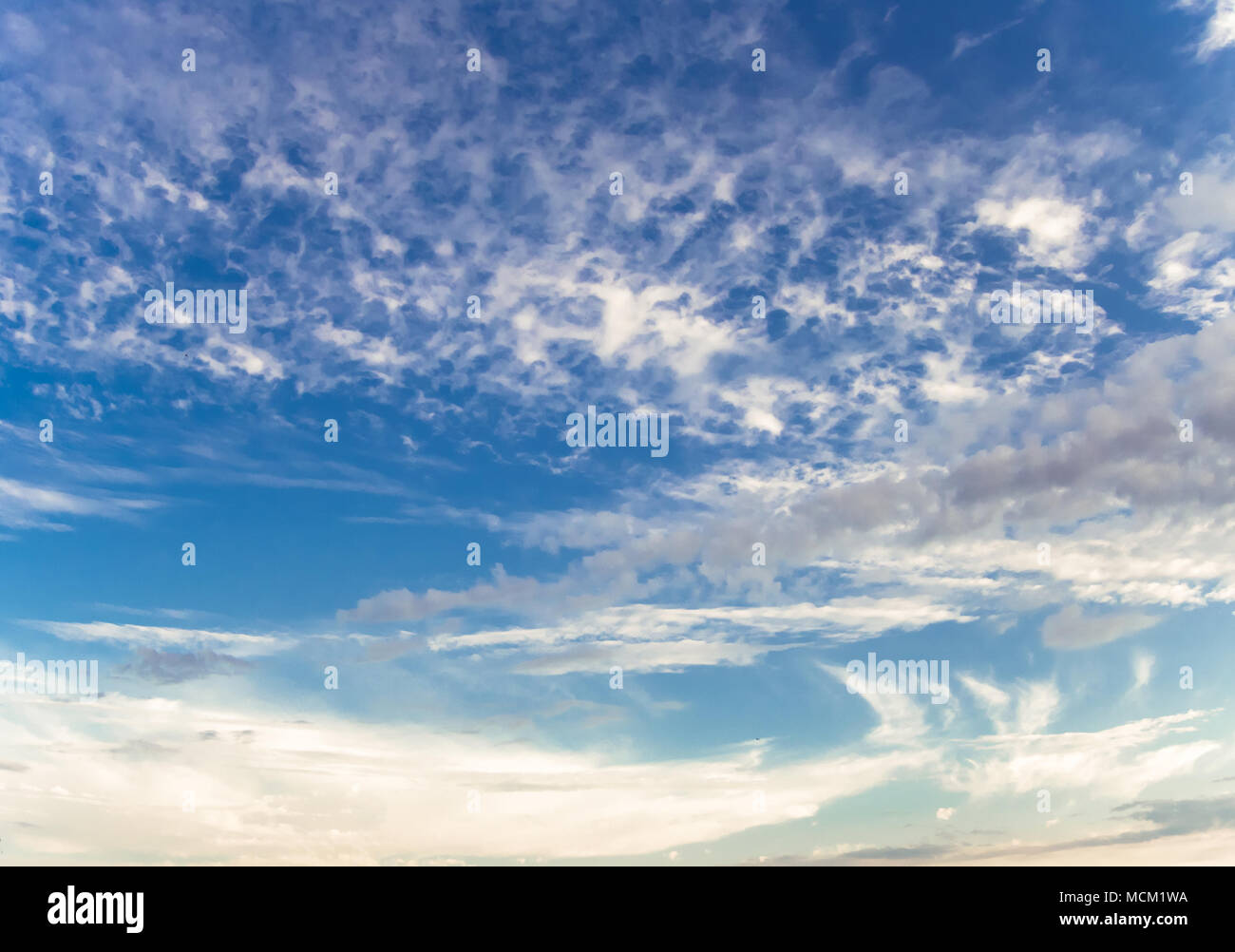 Outdoor clouds and nature hi-res stock photography and images - Alamy