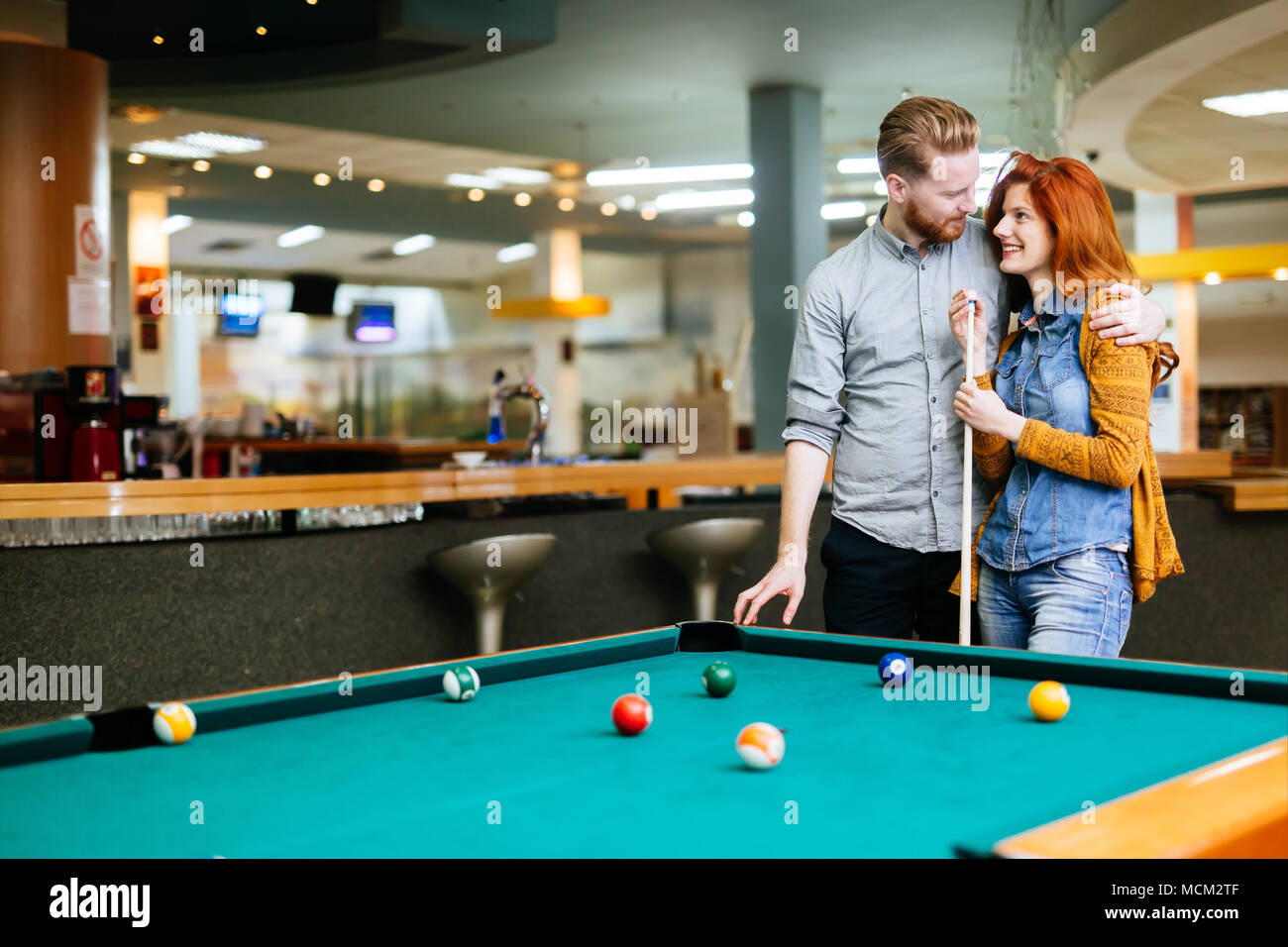 Snooker competition hi-res stock photography and images - Alamy