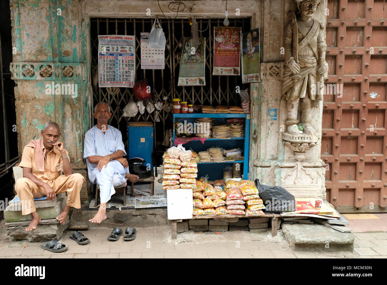 A local market in India Stock Photo - Alamy