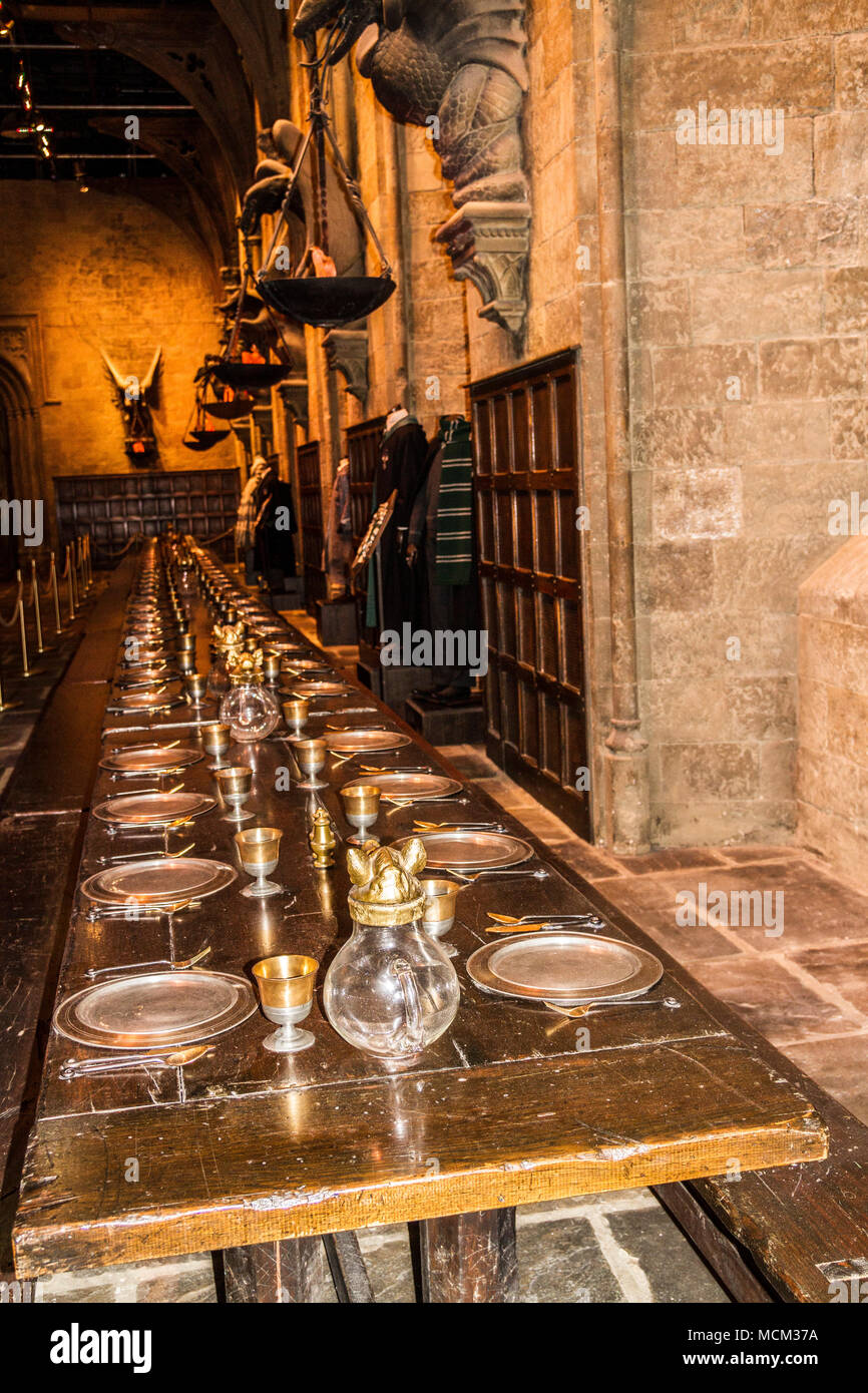 Hogwarts great hall hi-res stock photography and images - Alamy