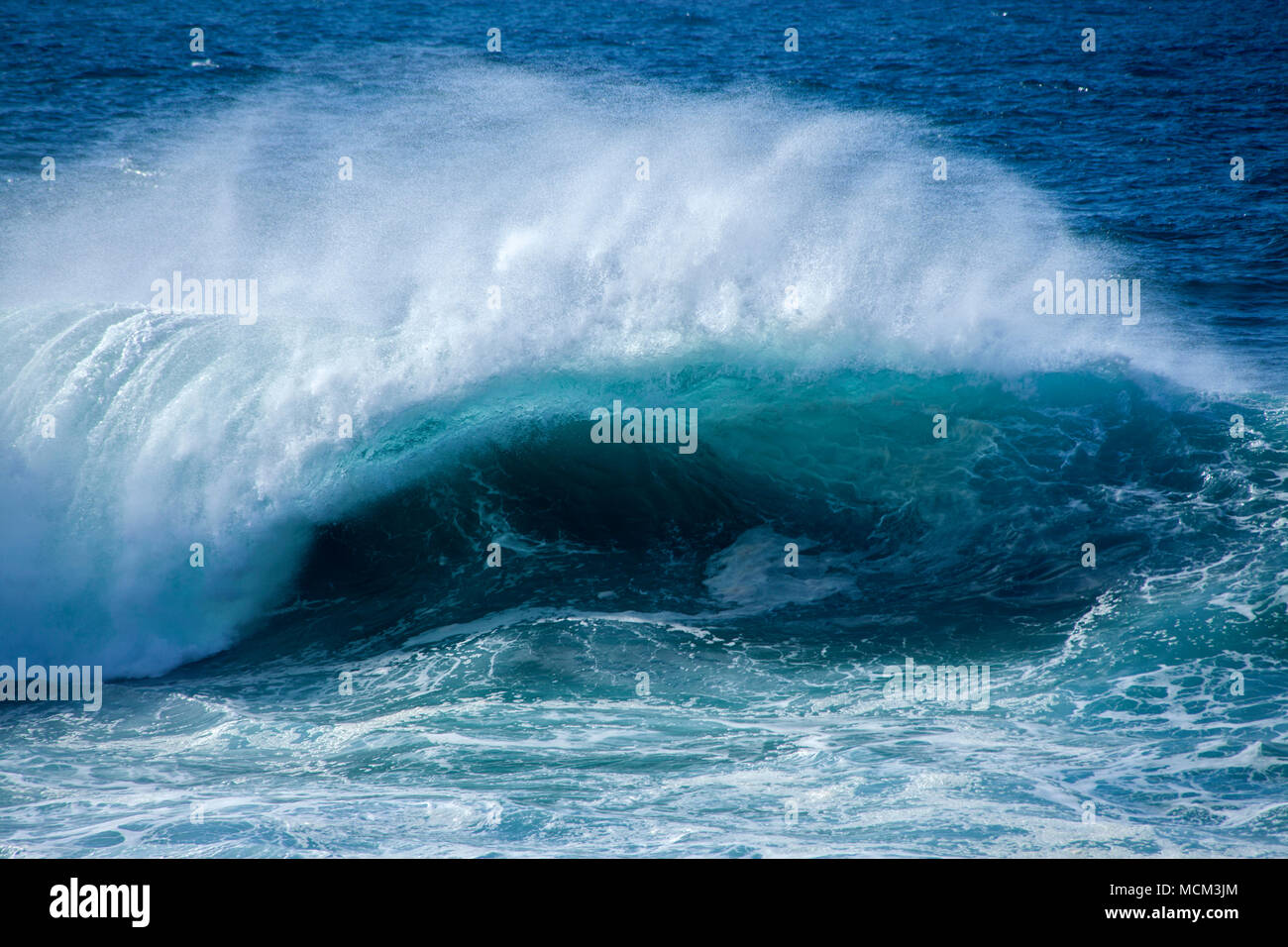 powerful ocean waves breaking, natural power background Stock Photo - Alamy