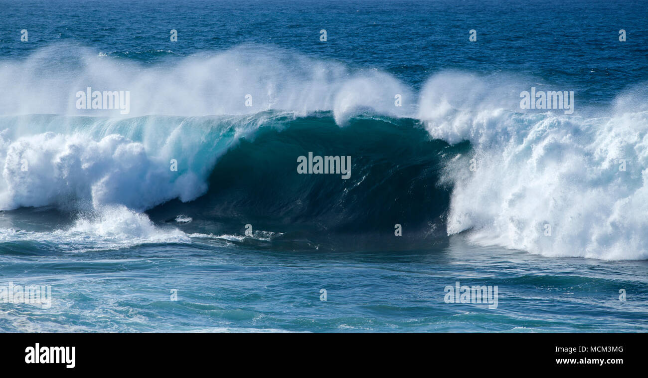powerful ocean waves breaking, natural power background Stock Photo - Alamy
