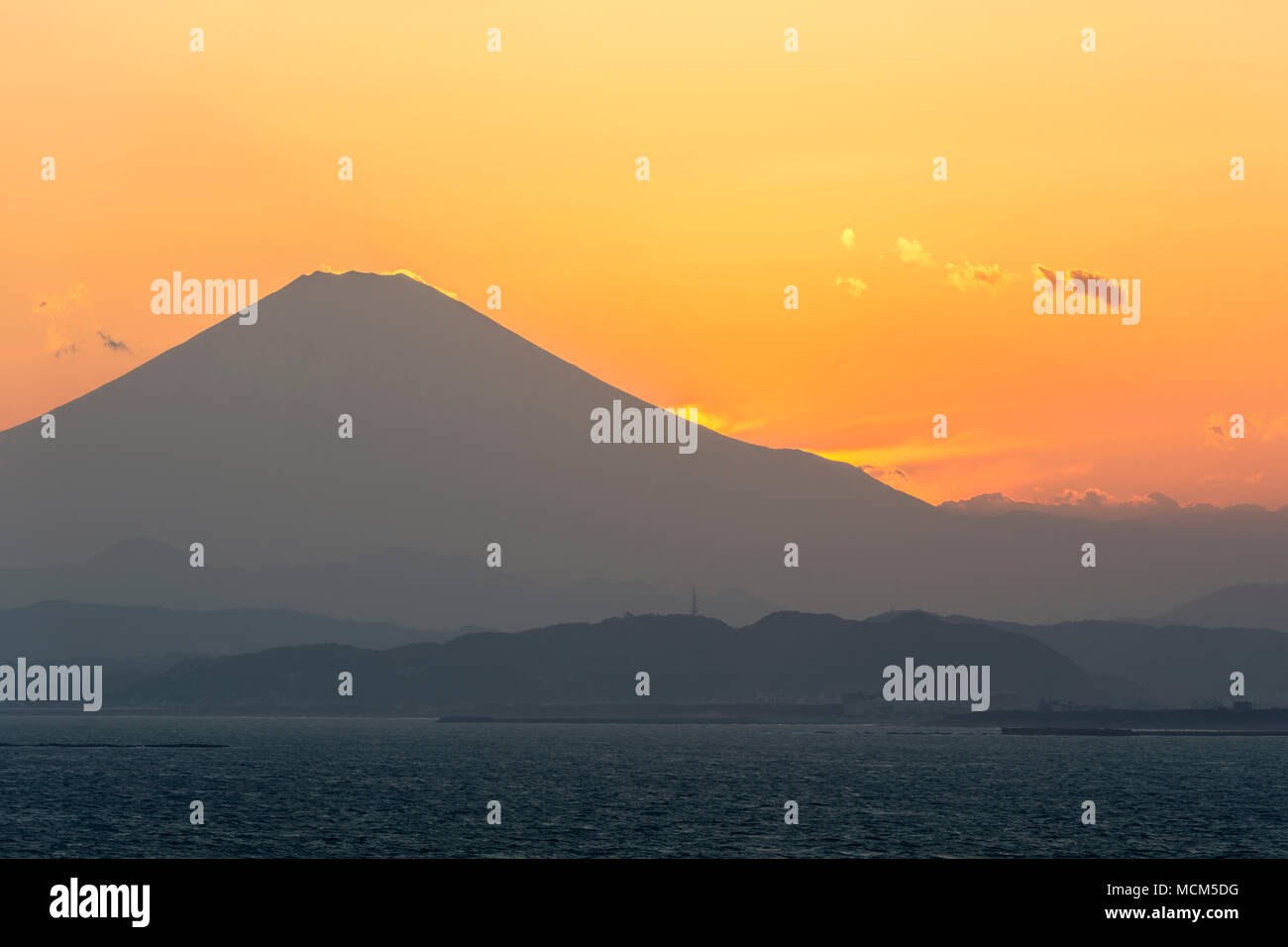 Sunset behind Mt. Fuji, Kanagawa, Japan Stock Photo - Alamy