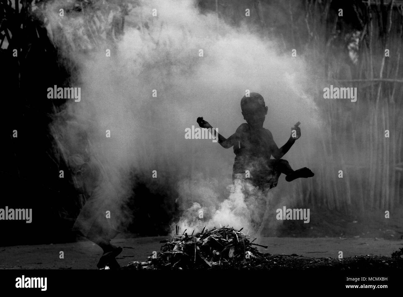 Silhouette horizontal format Black and White Stock Photos & Images - Alamy