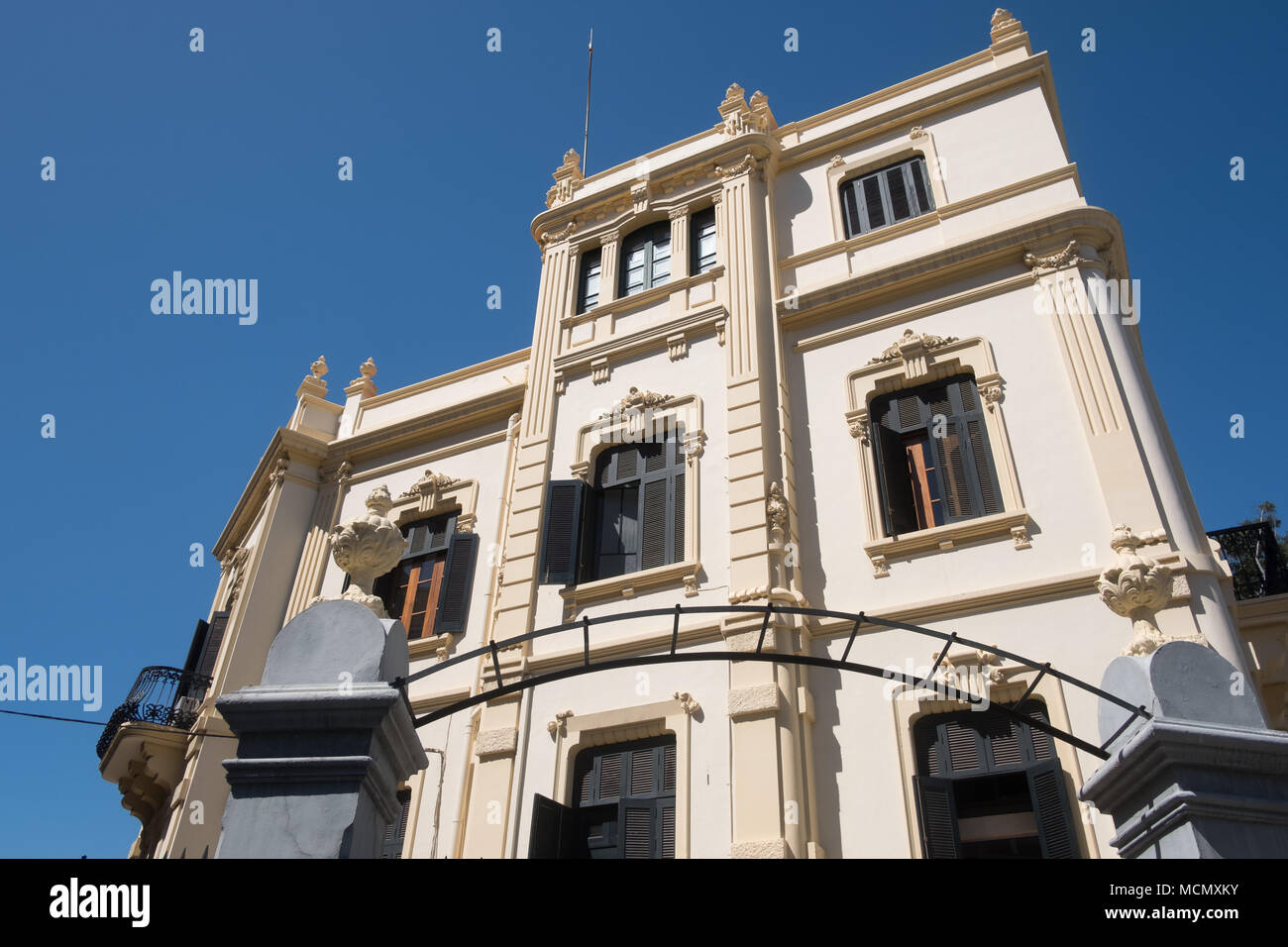 Classical architecture detail hi-res stock photography and images - Alamy