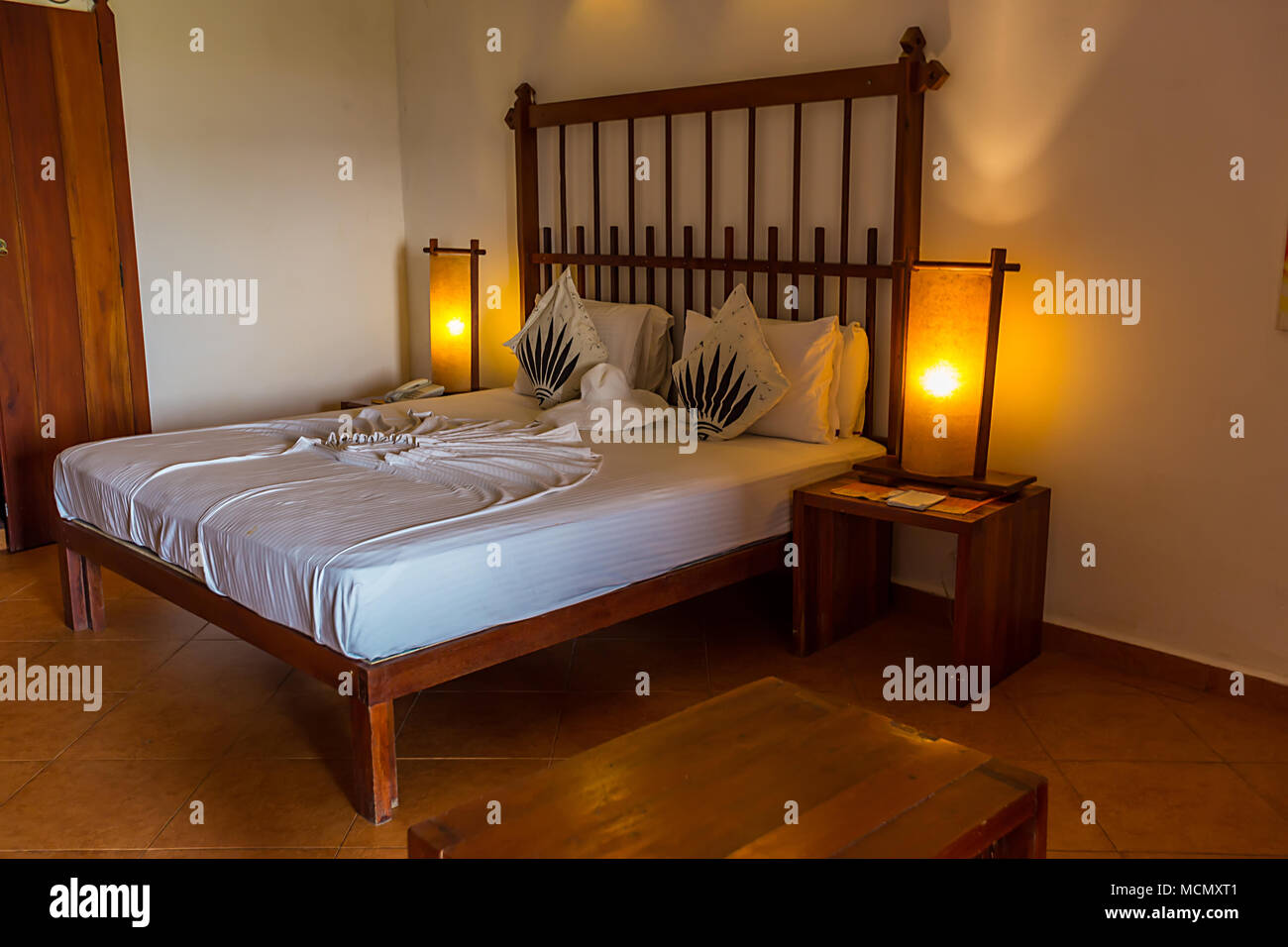 Sri lanka interior home hi-res stock photography and images - Alamy