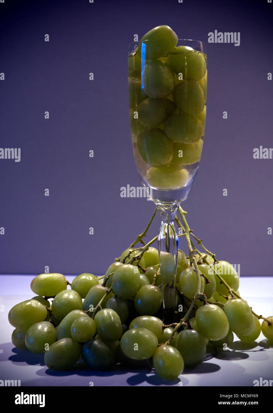 Vine advertising hi-res stock photography and images - Alamy