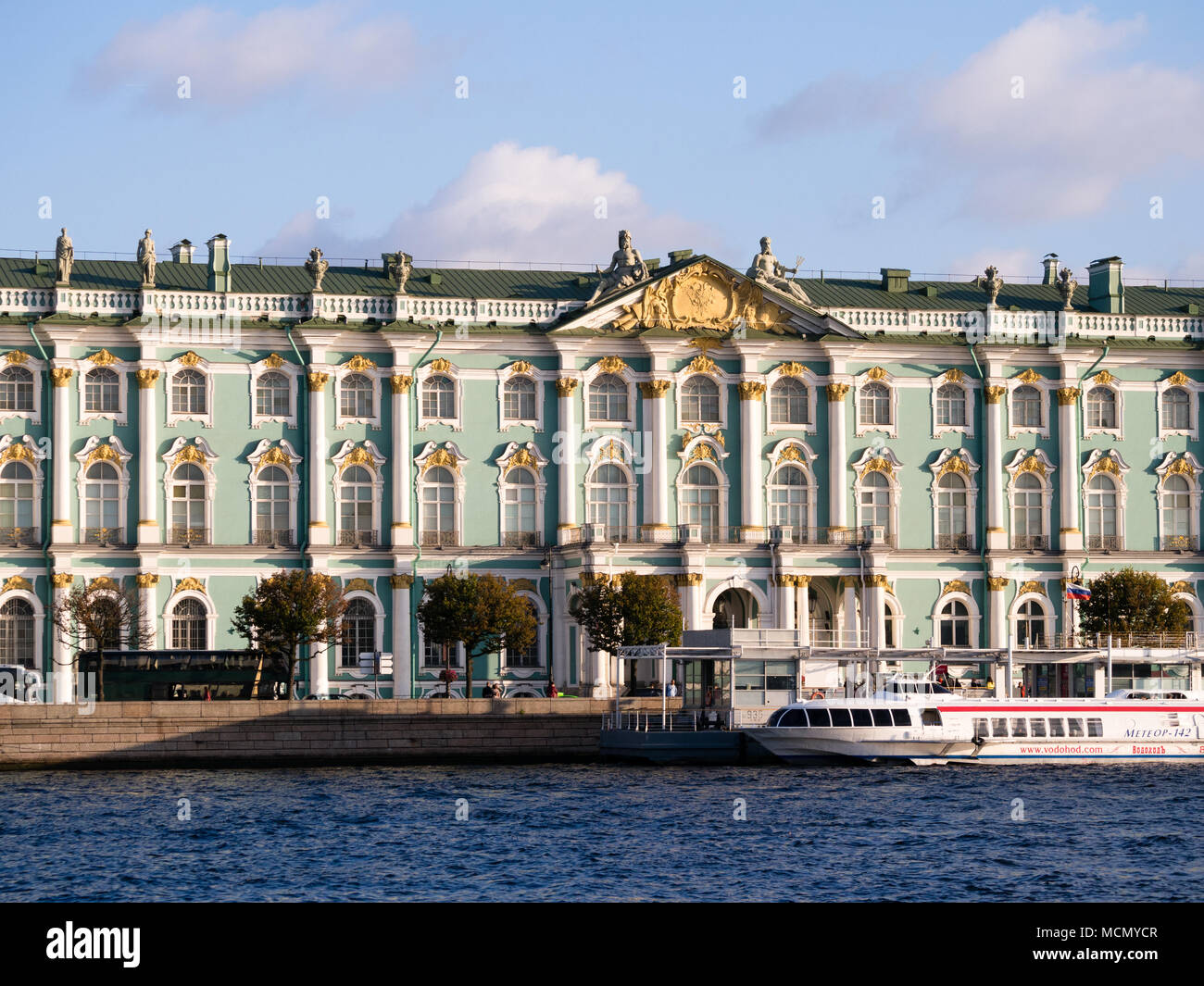 Neva river hi-res stock photography and images - Alamy