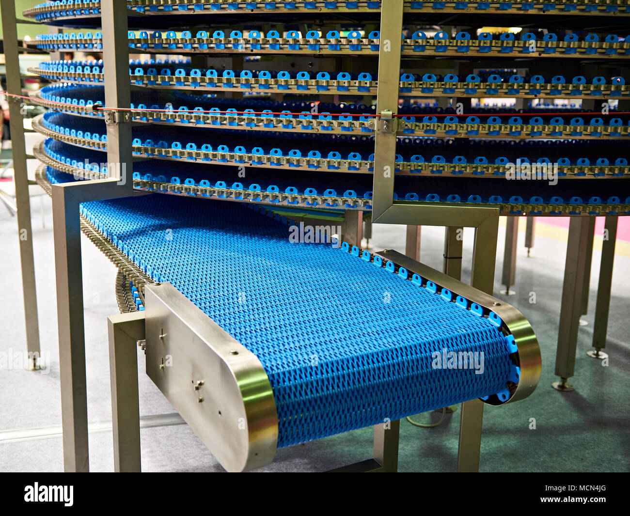 Food production line conveyer belt hi-res stock photography and images ...
