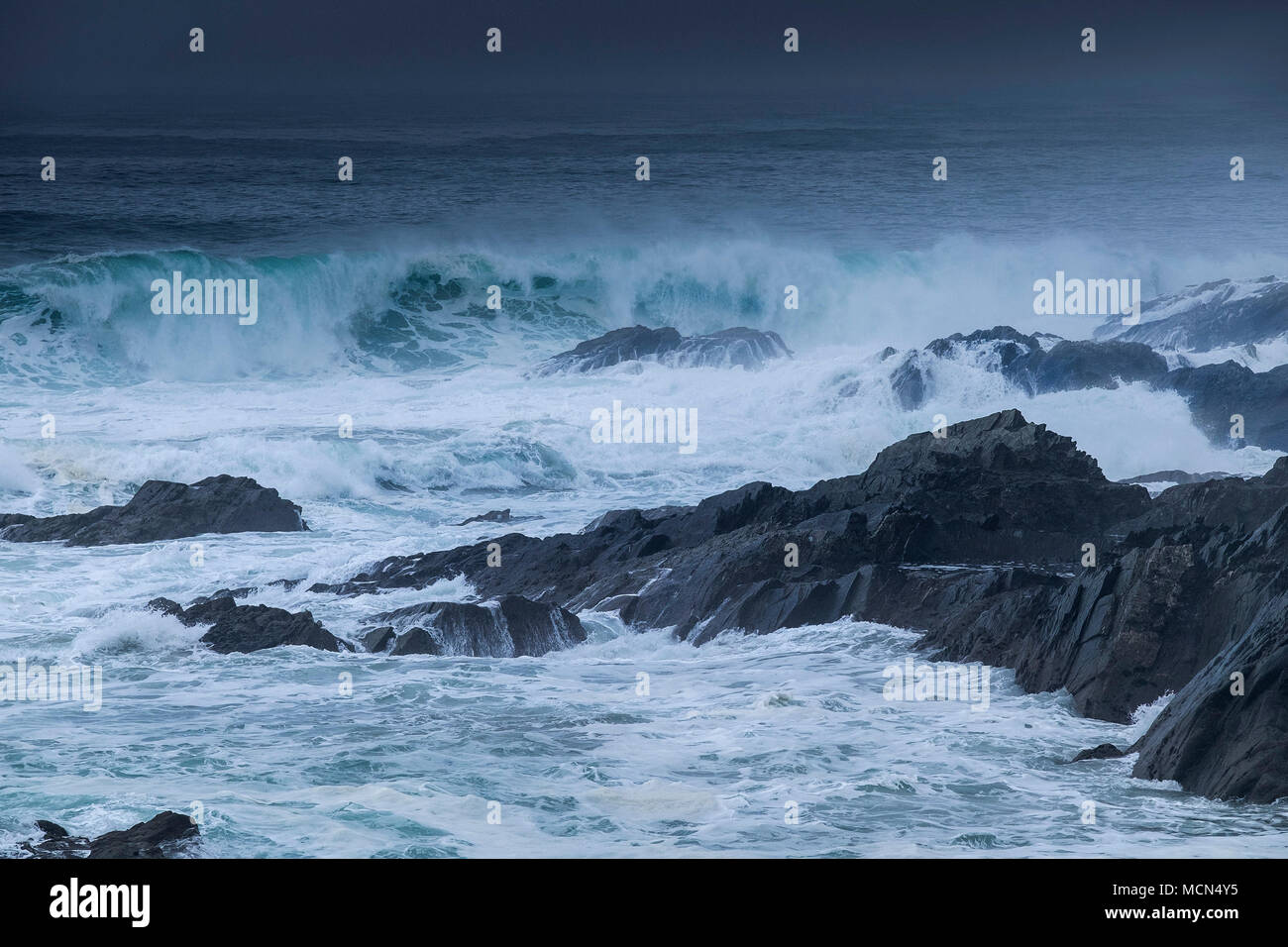 UK weather - Stormy sea conditions at Little Fistral in Newquay ...