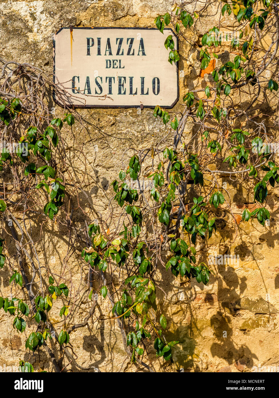 Montemerano hi-res stock photography and images - Alamy