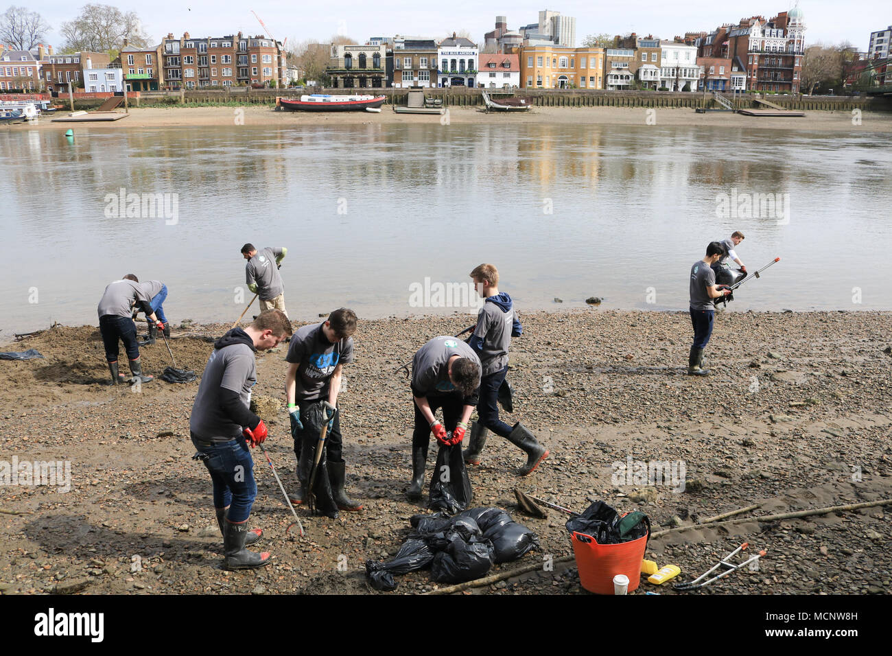 Thames 21 project hi-res stock photography and images - Alamy