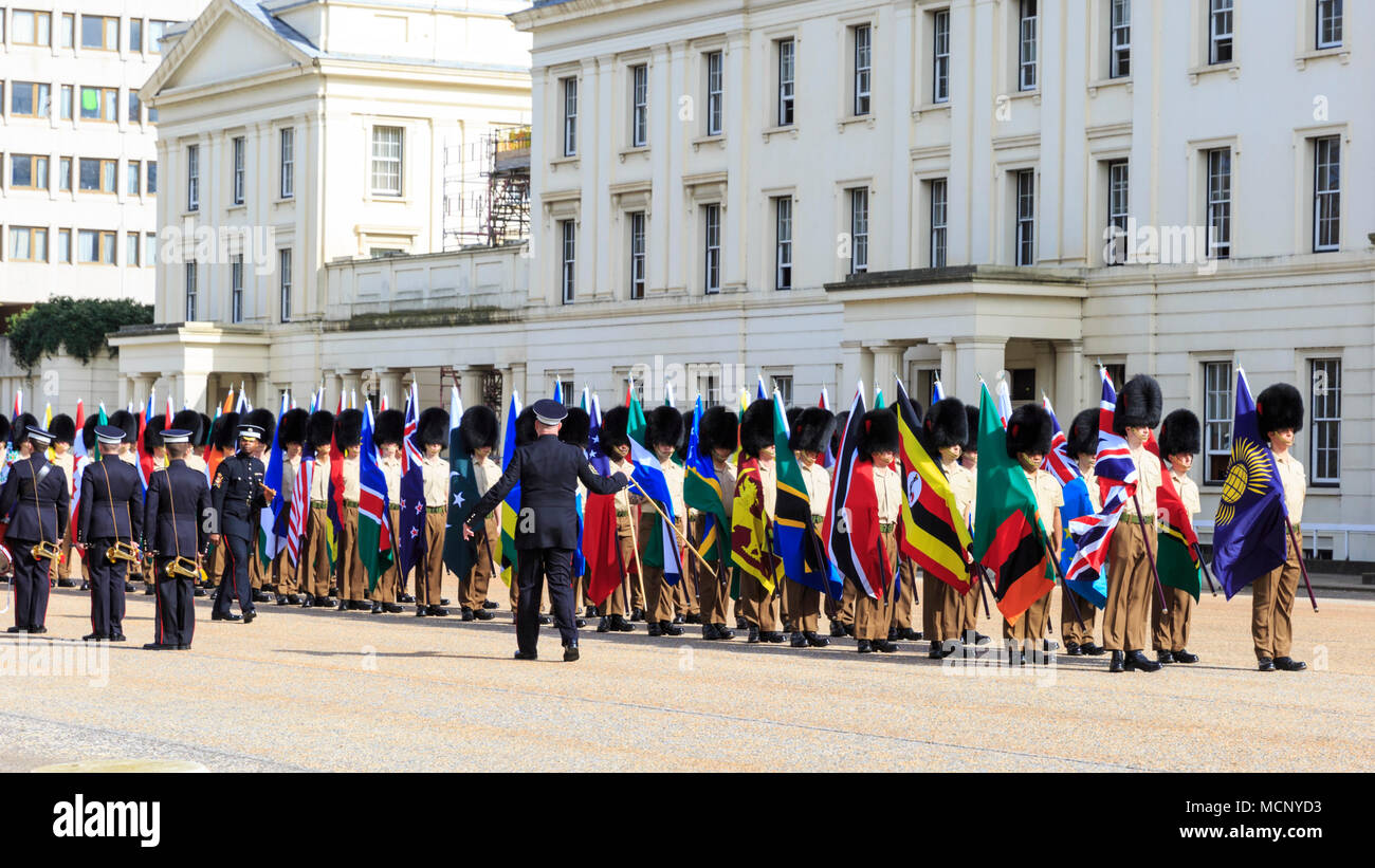 Wellington barracks hi-res stock photography and images - Alamy