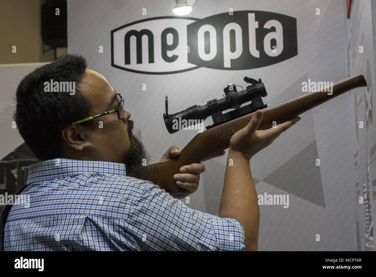 Military optical devices hi-res stock photography and images - Alamy