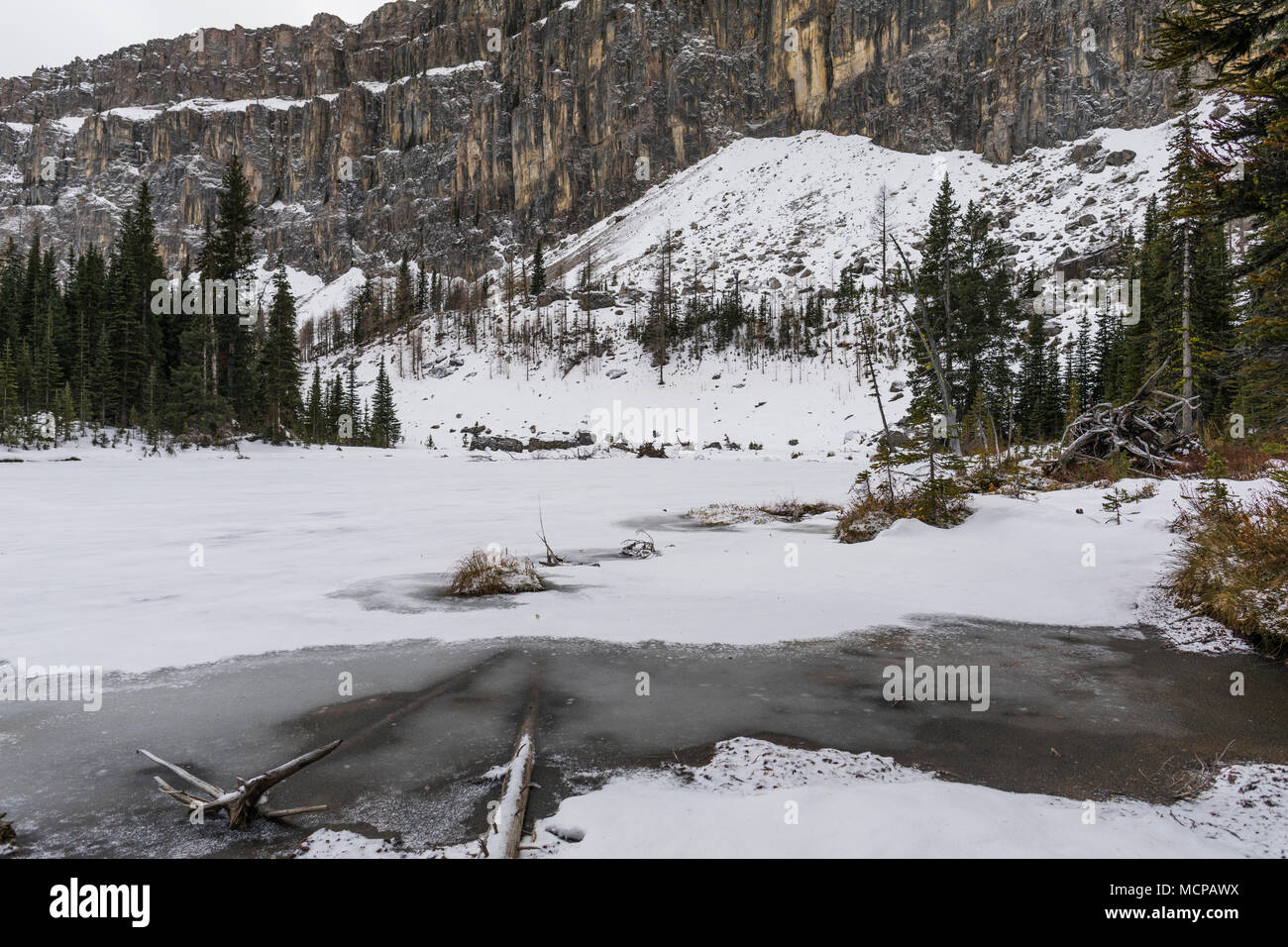 Ridge castle hi-res stock photography and images - Alamy
