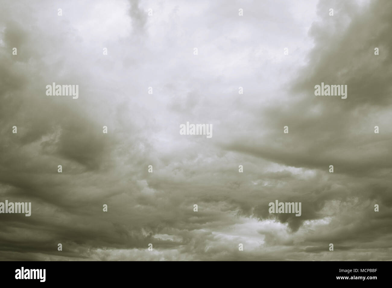 Dramatic overcast hi-res stock photography and images - Alamy