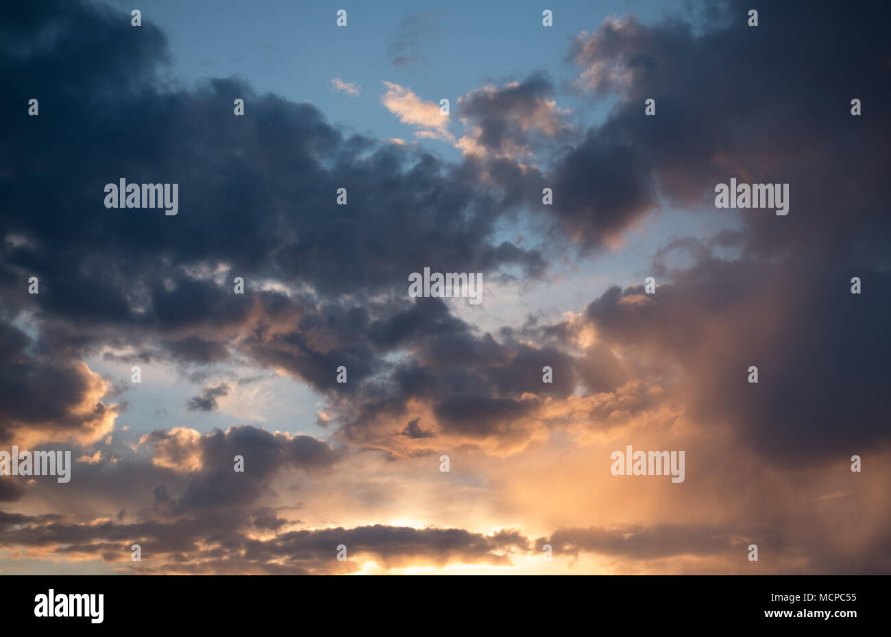 Beautiful dramatic sky hi-res stock photography and images - Alamy